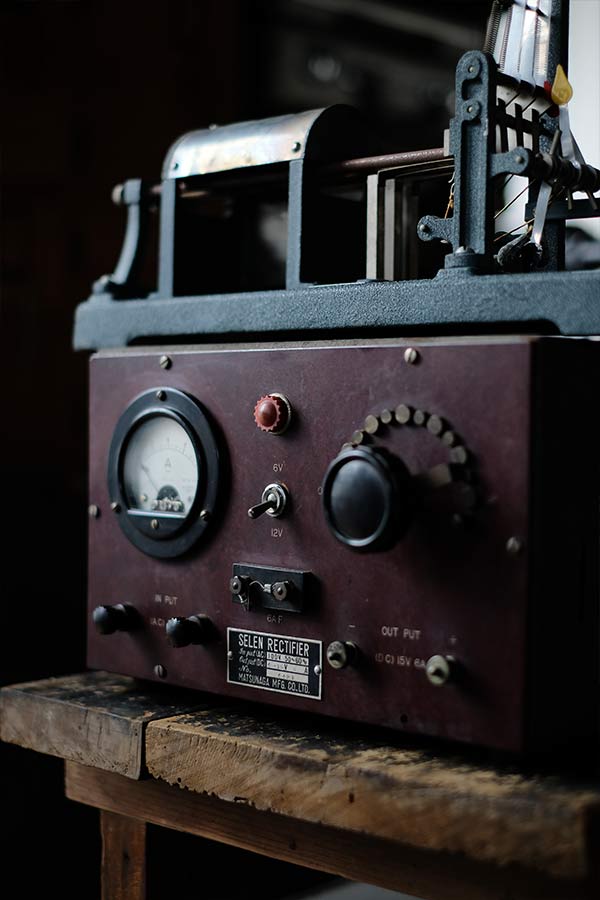 何かの機器 – zakka store towi